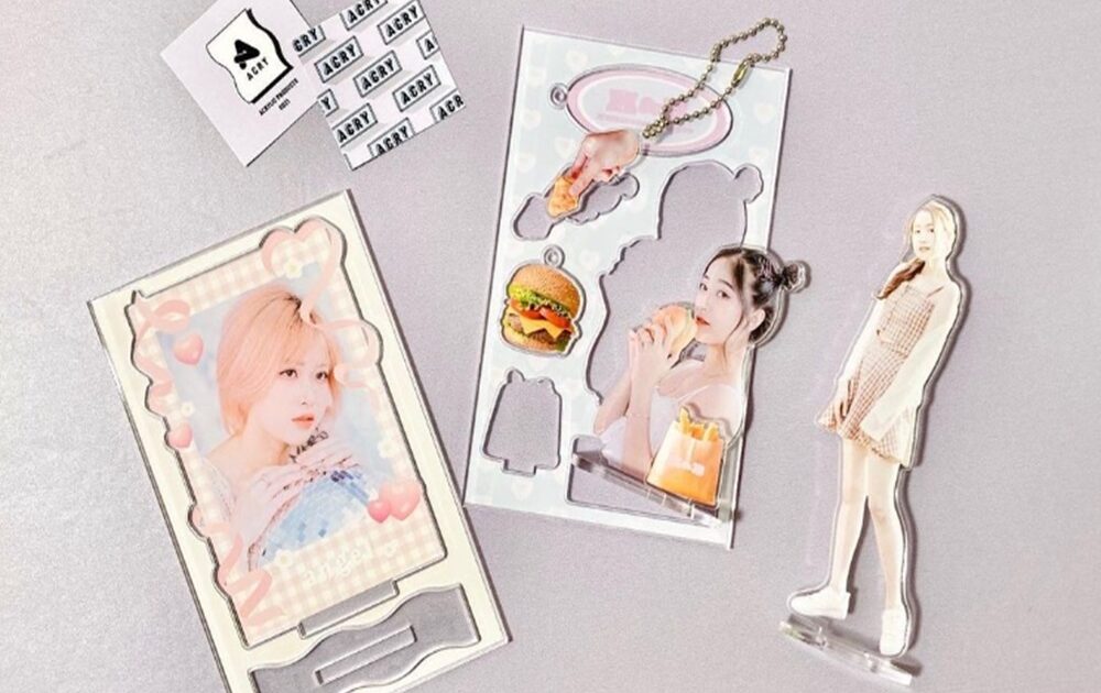 ACRY（アクリー）でオリジナルグッズを簡単作成！アクリルスタンドやスマホケースなど多彩な活用法｜作り方・レシピ｜MeTAS＋（ミタス ...